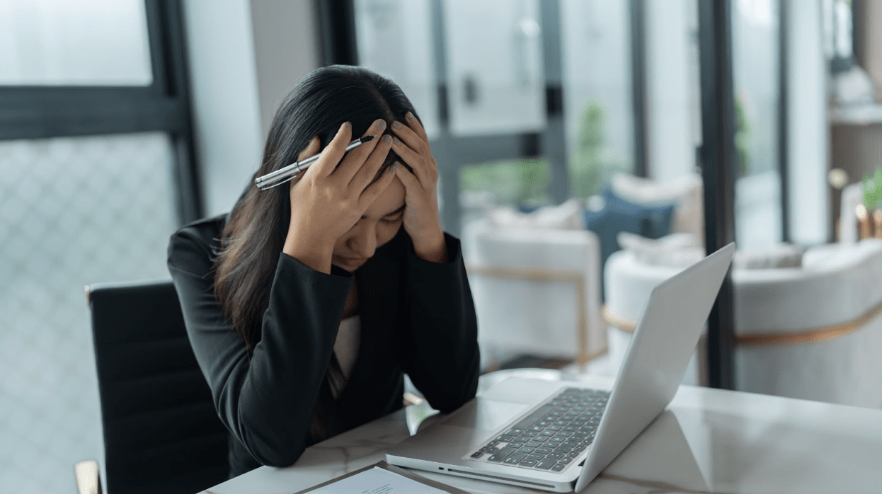 Screen-Time Headaches: Fast, Natural Relief for 2026’s Workload